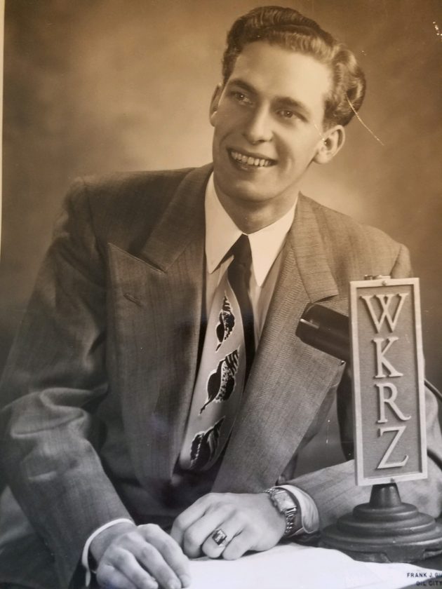 Congressman presents medals to family of WW II veteran | News, Sports ...